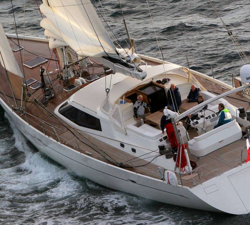 FANI Yacht Charter Details, Garcia | CHARTERWORLD Luxury Superyachts